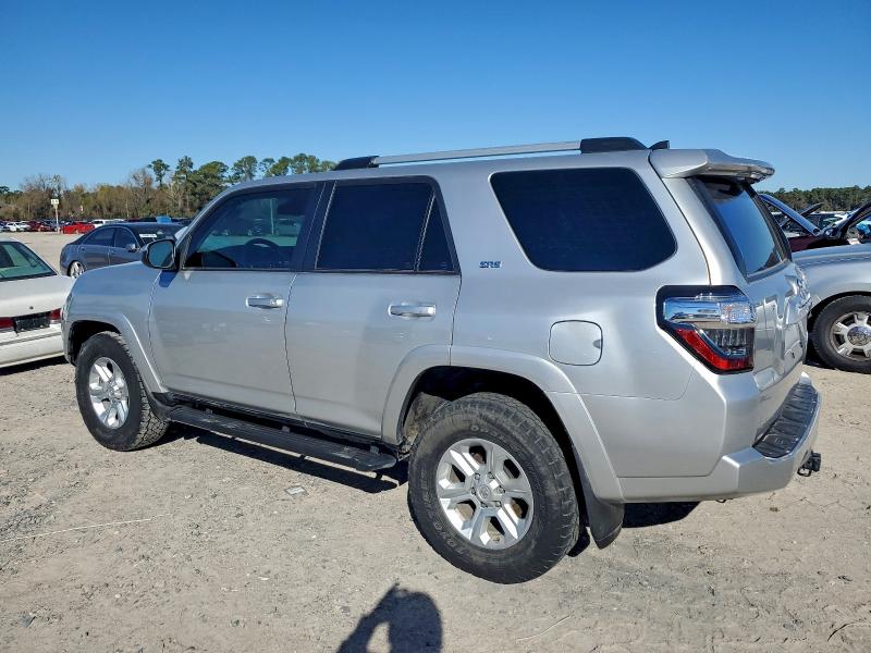 JTEEU5JR4P5285685 - 2023 TOYOTA 4RUNNER SR, SILVER - price history ...